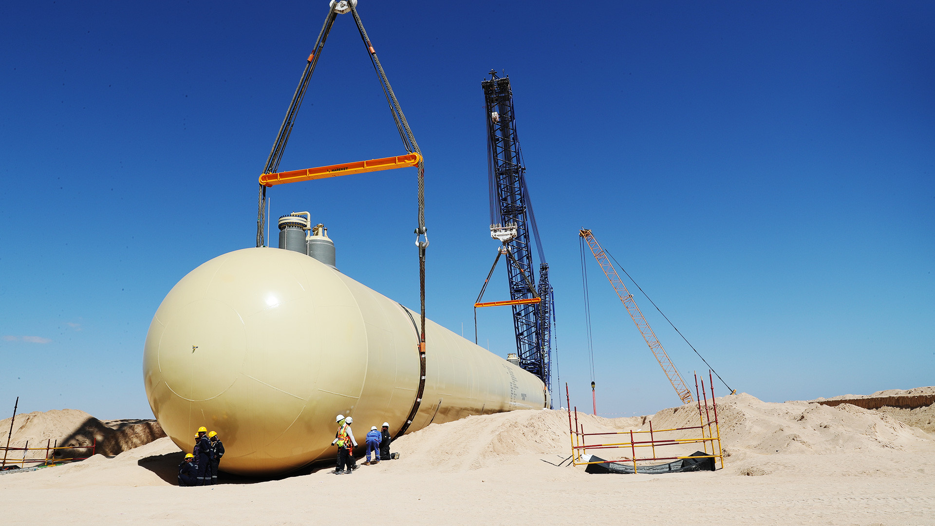 Duqm Refinery LPG Bullet Tanks Project - Projects | HAREKET